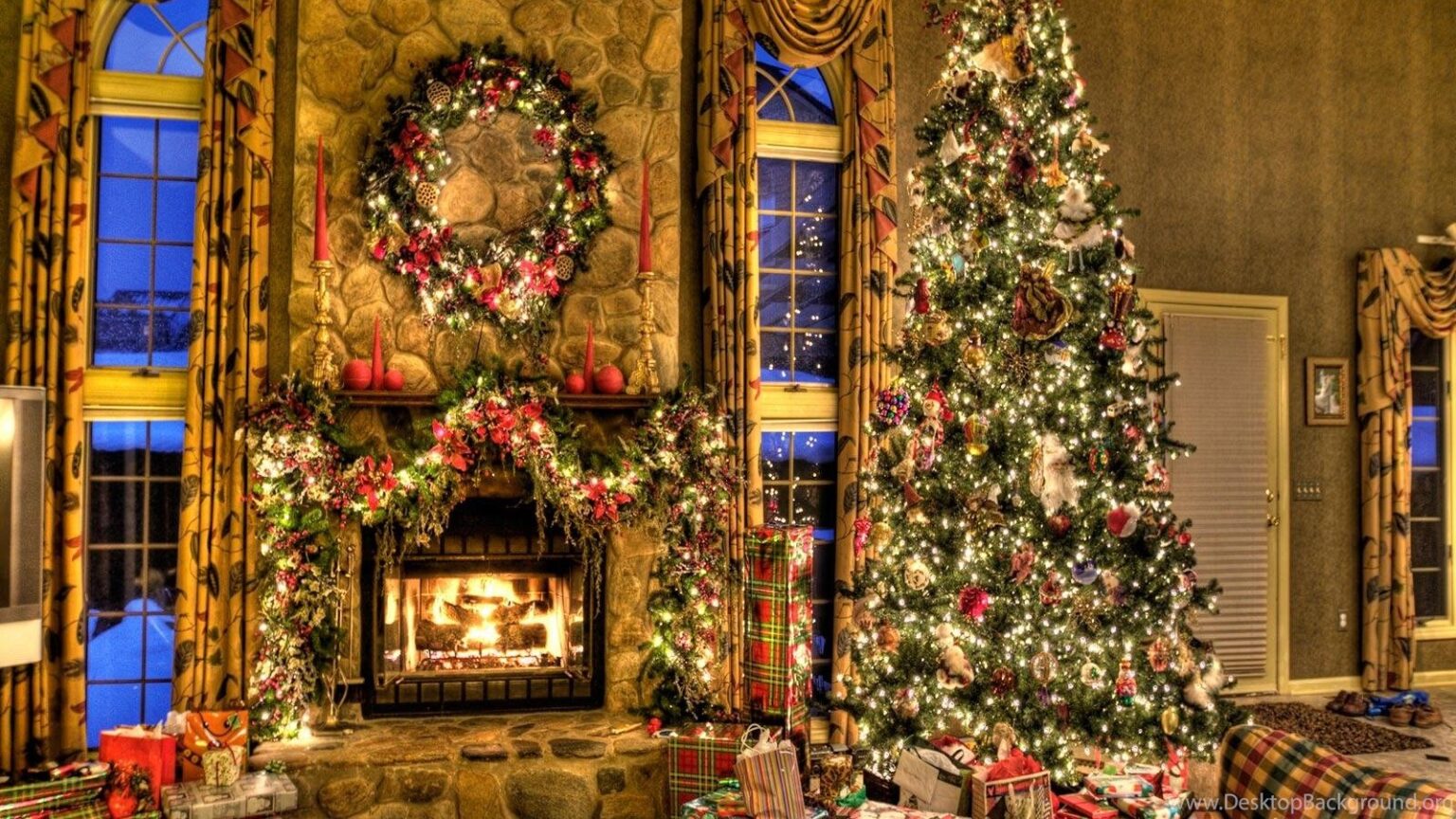 30+ Festive Christmas Tree Meeting Backgrounds for Zoom & Teams - Funny ...